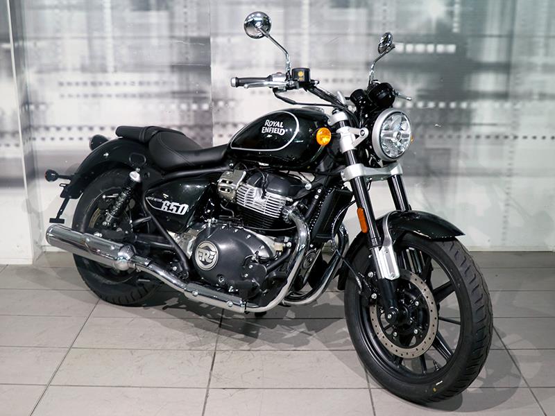 Royal Enfield Astral Green Super Meteor 650 Bike, 47% OFF